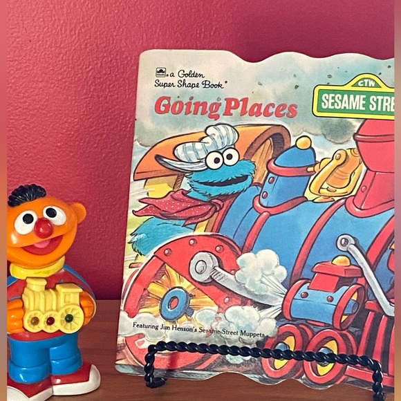 Sesame Street | Toys | Vintage Ernie And Book | Poshmark